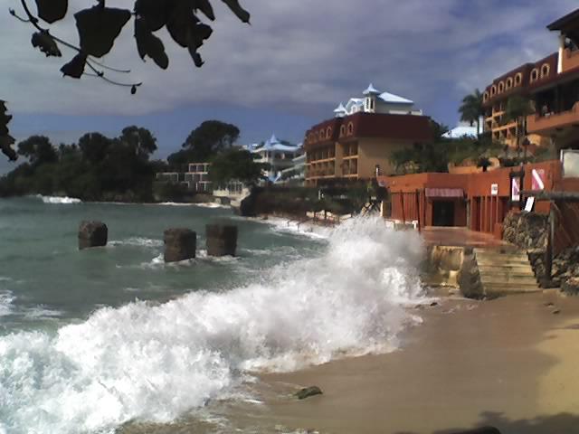 Meteorología pronostica oleaje peligroso en la Costa Atlántica - Puerto Plata Digital